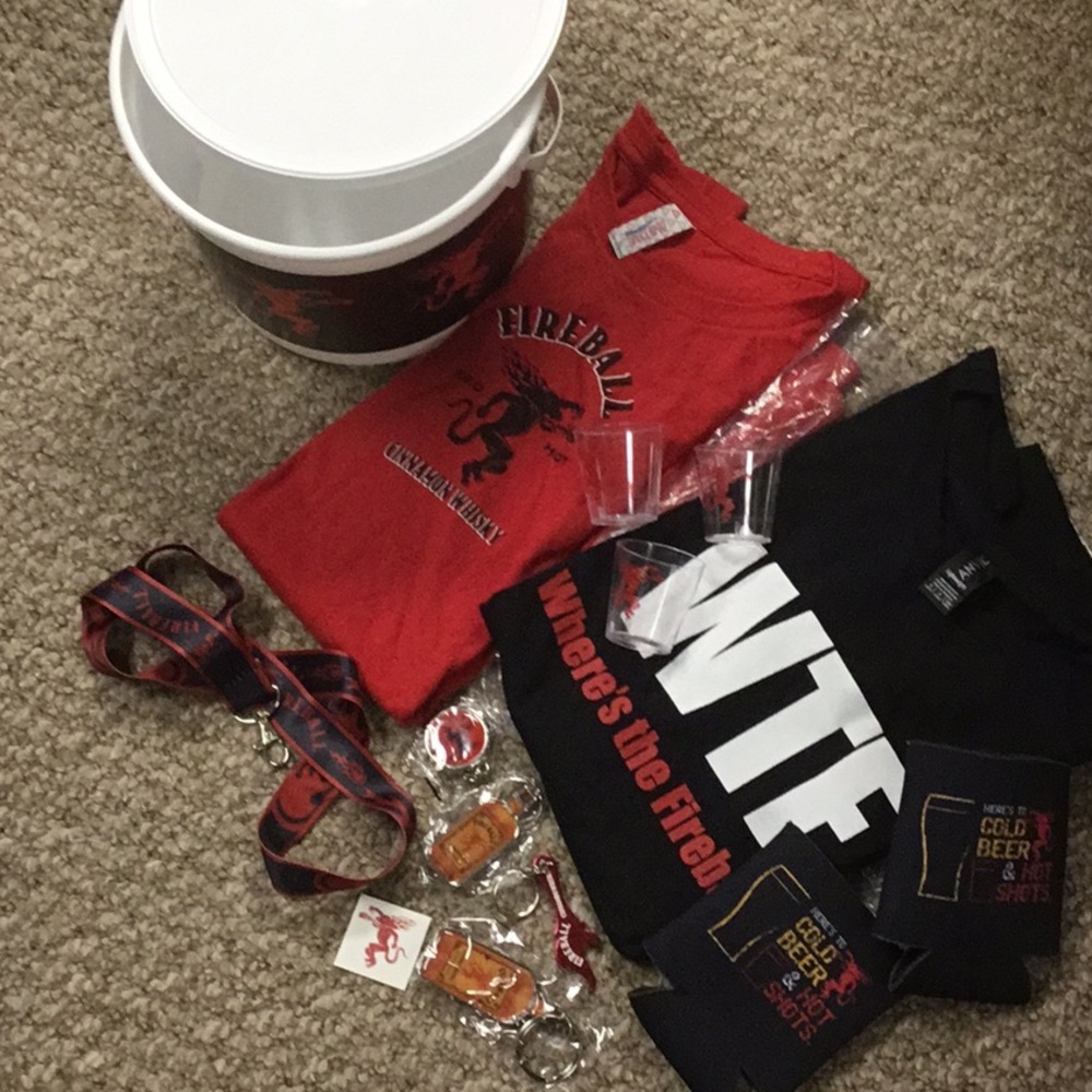 New Fireball Bucket Full With Stuff - Gem